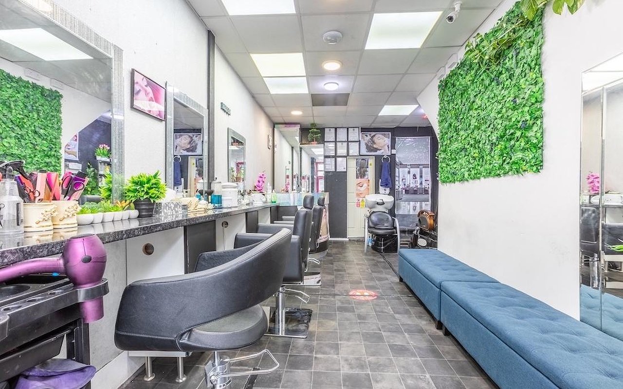 Ear Piercing near Ilford Lane, London - Treatwell