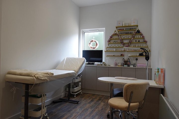 Saach Aesthetic | Beauty Salon in Chobham, Surrey - Treatwell