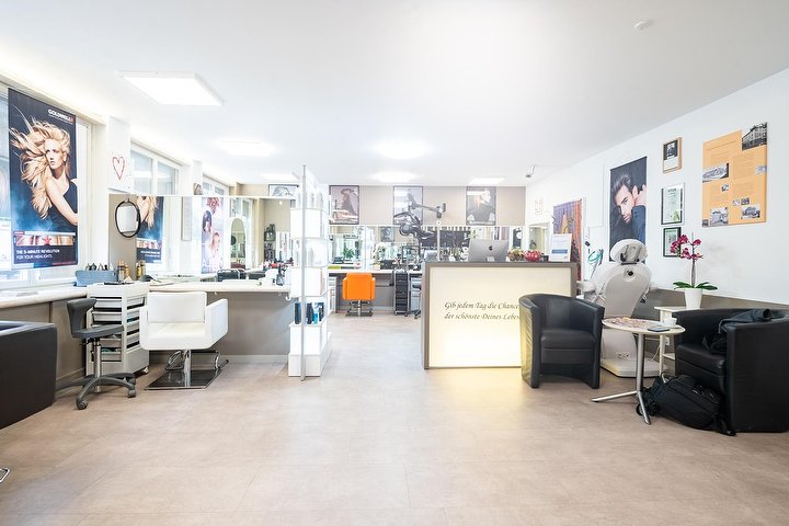 Fashion Hair - Zürich | Coiffeur in Rennweg, Zürich - Treatwell
