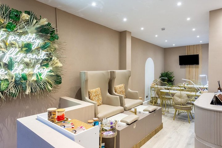 Destination BTY | Beauty Salon in Spitalfields, London - Treatwell