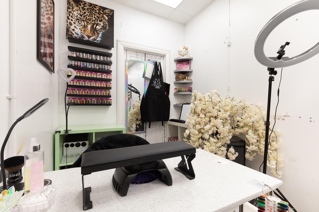 Queen QT Beauty | Beauty Salon in Deptford High Street, London - Treatwell