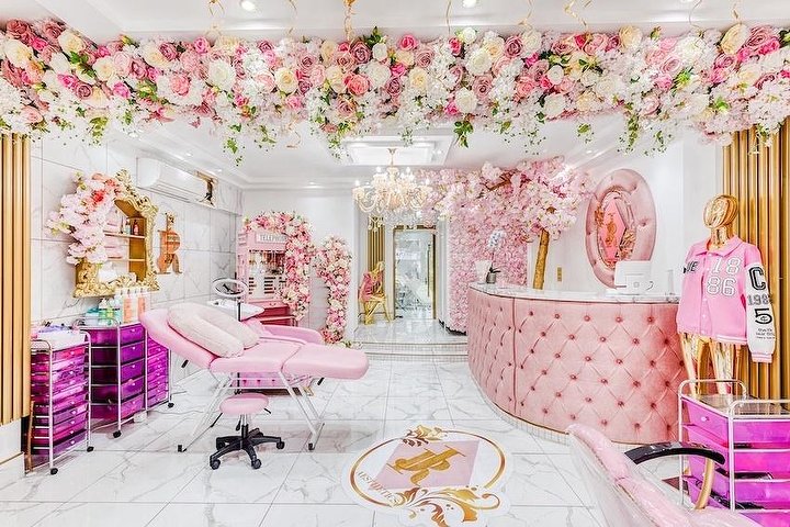 Nia Beauty VIP | Hair Salon in Rochdale Town Centre, Rochdale - Treatwell