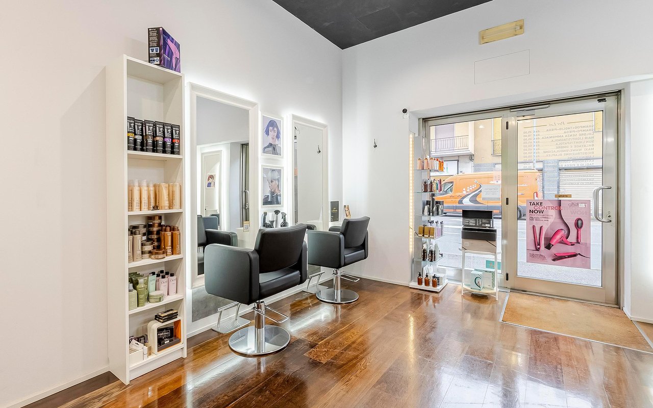 Stiratura alla cheratina vicino Burago di Molgora, Lombardia - Treatwell