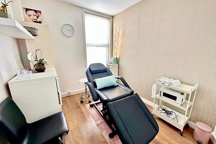 Nora's Microblading & Permanent Makeup | Beauty Salon in West Harrow ...