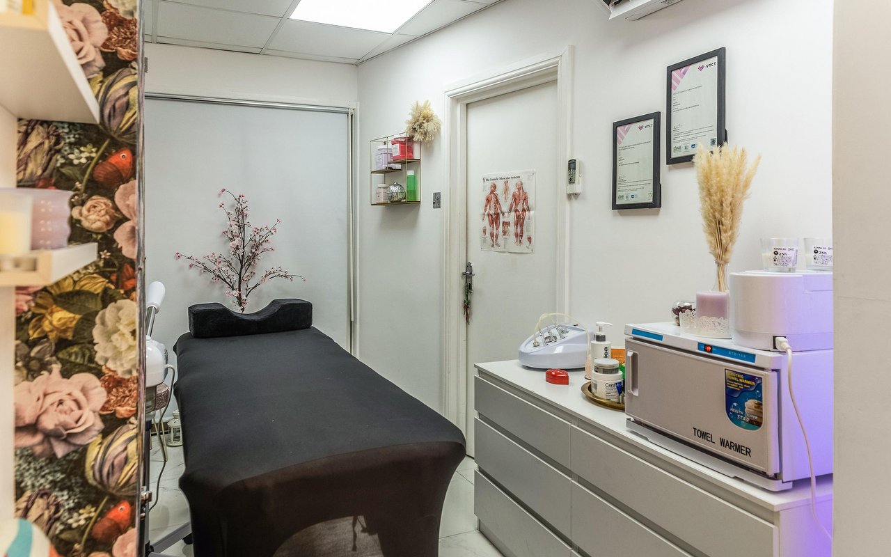 Head Spa near Brick Lane, London - Treatwell