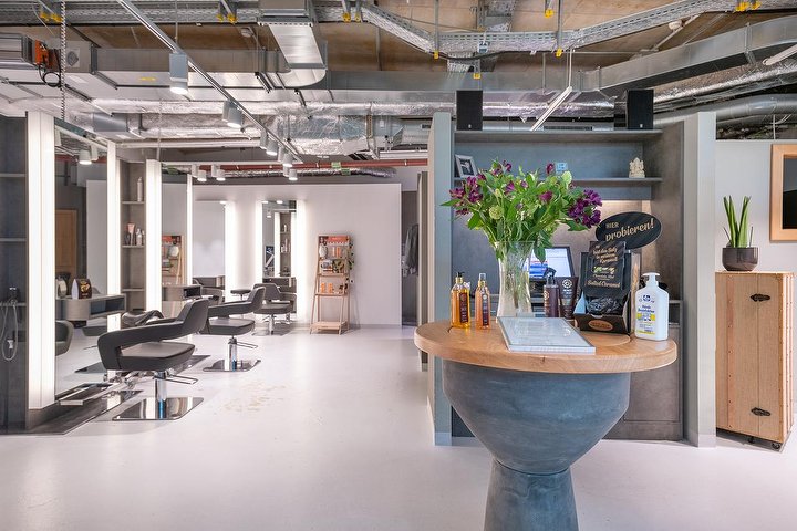 Bikini Berlin Mayfair Hairfashions | Friseur in Kudamm, Berlin - Treatwell