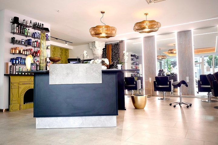 ANNA La Linea Haarkultur | Friseur in Pempelfort, Düsseldorf - Treatwell