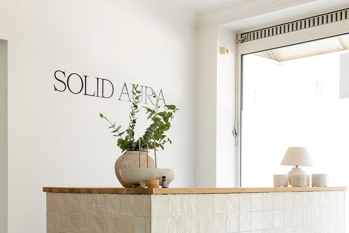 Solid Aura Beauty | Friseur in Altstadt-Süd, Köln - Treatwell