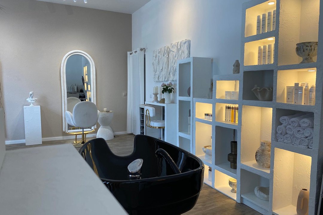 Amir Beauty Artist | Kosmetikstudio in Zollstock, Köln - Treatwell