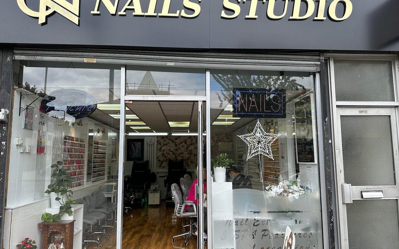Nail refills near Westfield Stratford City, London - Treatwell