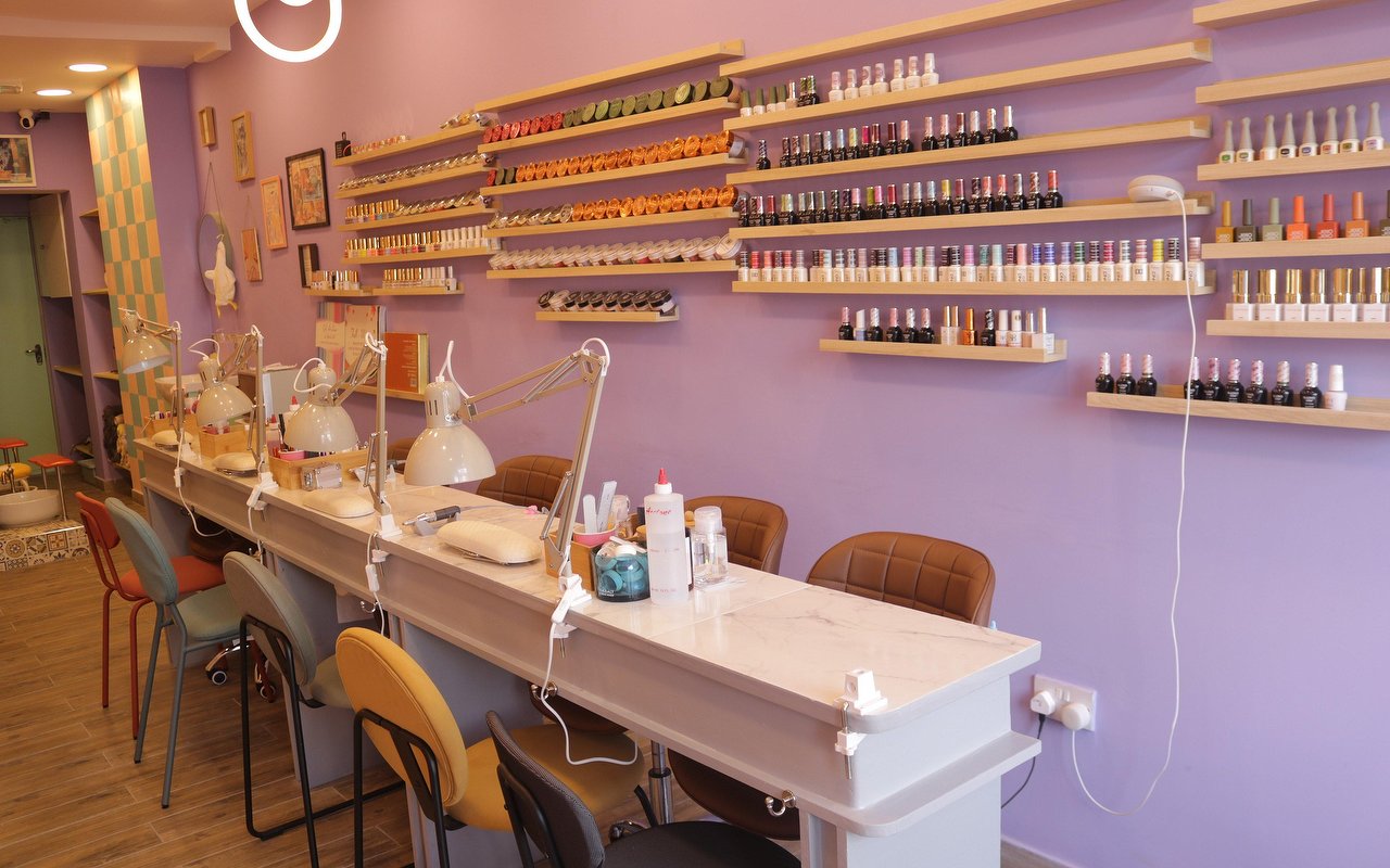 Top 20 places for Hard Gel Extensions & Overlays near Thornhill Square ...