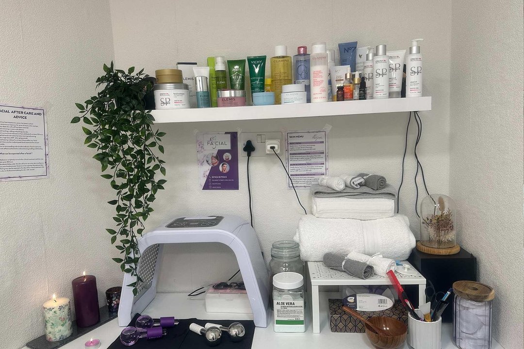 Absolute Hair & Beauty | Beauty Salon in Hyde Central, Tameside - Treatwell