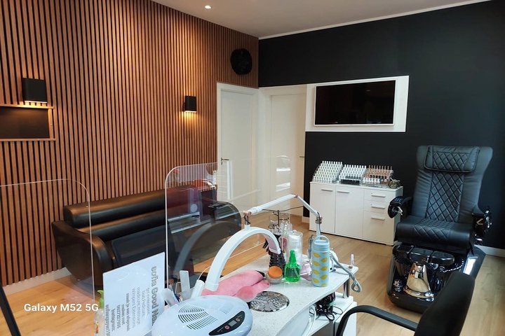 Sofia Good Nails | Nagelstudio in Jan van Galenstraat, Amsterdam - Treatwell
