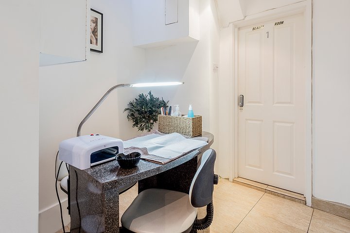 Radiance Beauty Studio | Treatment Room - Beauty in Holborn, London ...