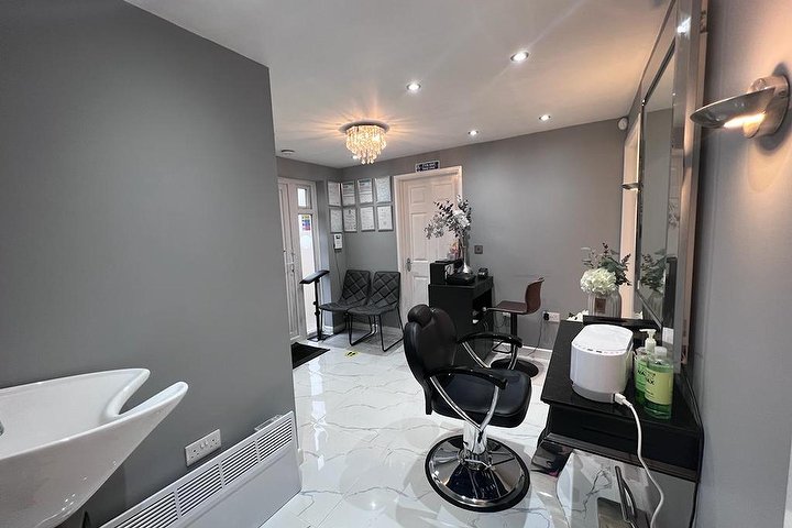 Binishaz Aesthetics - The Greenway | Beauty Salon in Slough, Berkshire ...