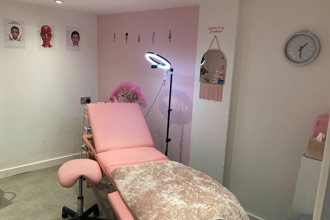 Barbie Kerr Aesthetics | Treatment Room - Beauty in Rutherglen, Glasgow ...