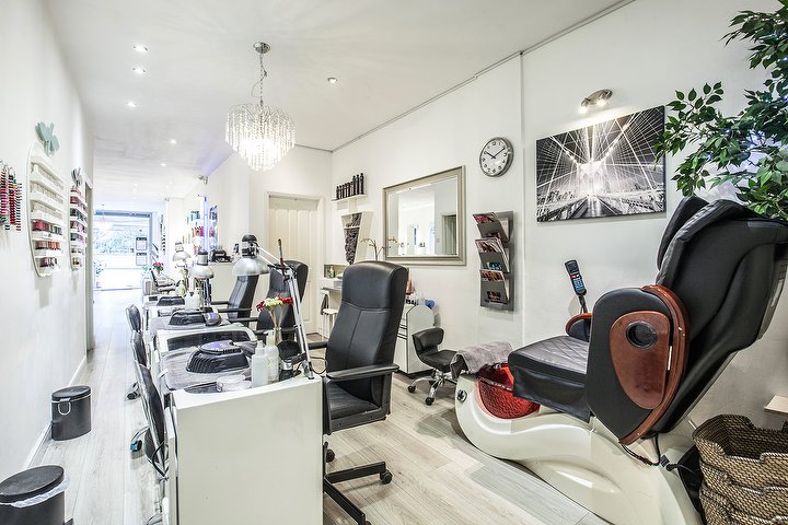 Hair Candy Wanstead | Hair Salon in Snaresbrook, London - Treatwell