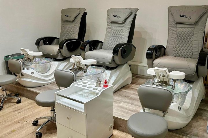 Eva Nails & Beauty | Nagelstudio in Kudamm, Berlin - Treatwell