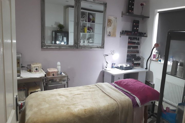 Beauty Session | Nail Salon in Gipton, Leeds - Treatwell