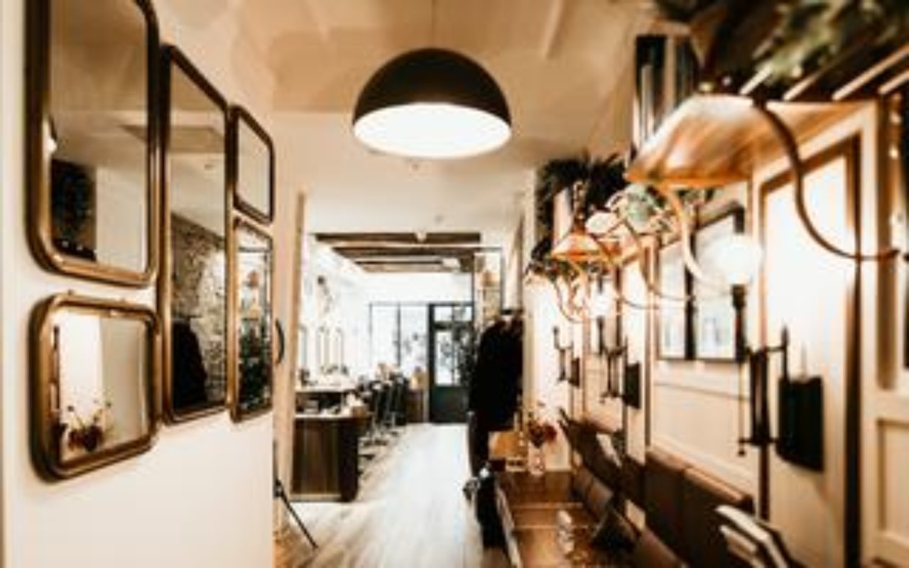 Teintures des sourcils au henné près de Métro Havre-Caumartin, Paris ...